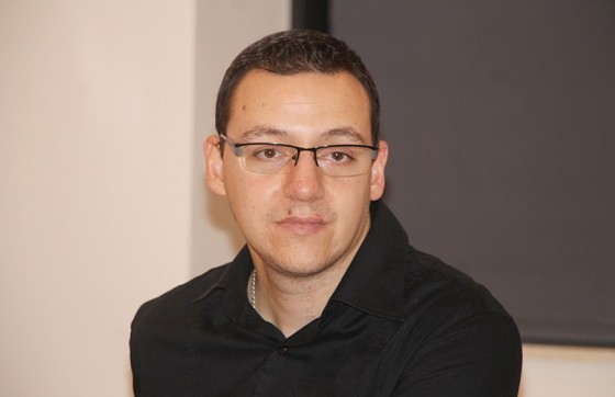 Davor Novevski ima novu, vrlo osobnu knjigu, a vi mu možete pomoći da ...