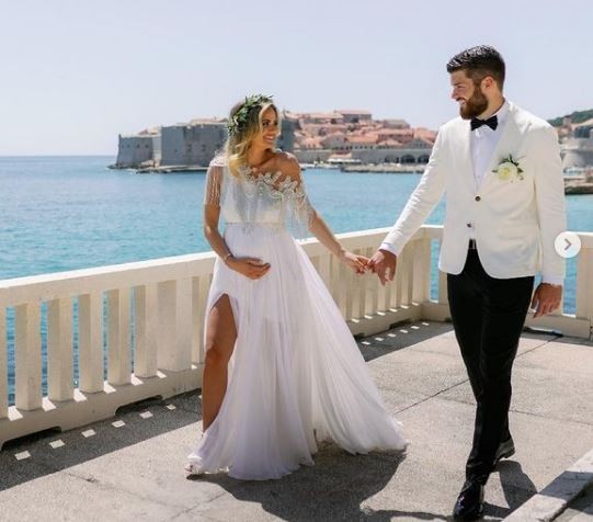Prelijepa Dubrovkinja oduševljava fotografijama sa svog vjenčanja, u ...