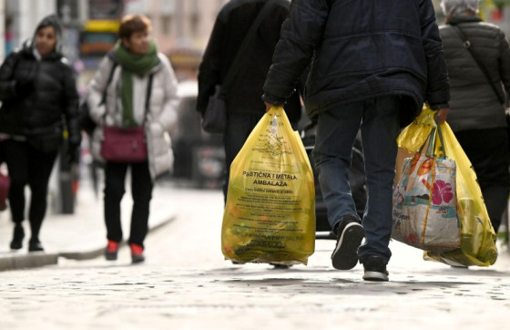 Novi model: Više se neće skupljati samo plastične boce za reciklažu ...
