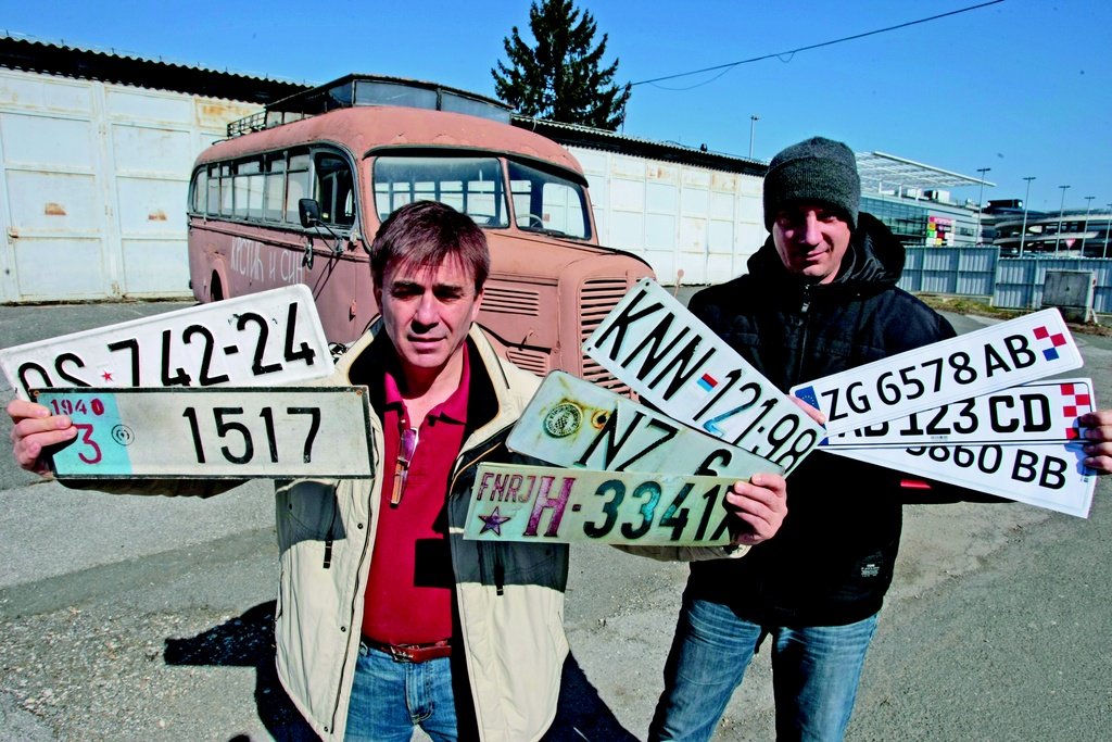 TABLICE U HR KROZ POVIJEST: Vodić kroz države i tablice - Dubrovački ...