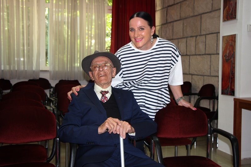 NAJSTARIJI KORISNIK DOMA DUBROVNIK Stipo Antičević slavi stoti rođendan ...