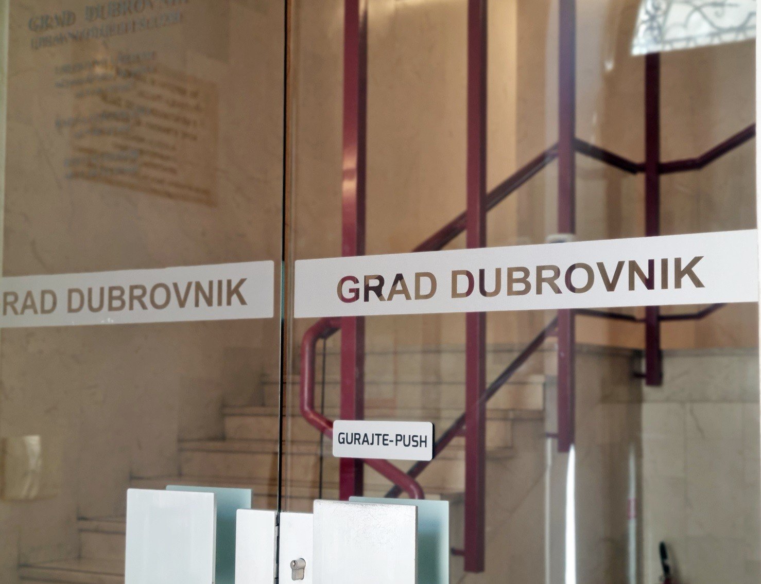 ONI SU DOBILI STIPENDIJE Objavljena konačna lista Grada Dubrovnika za ...