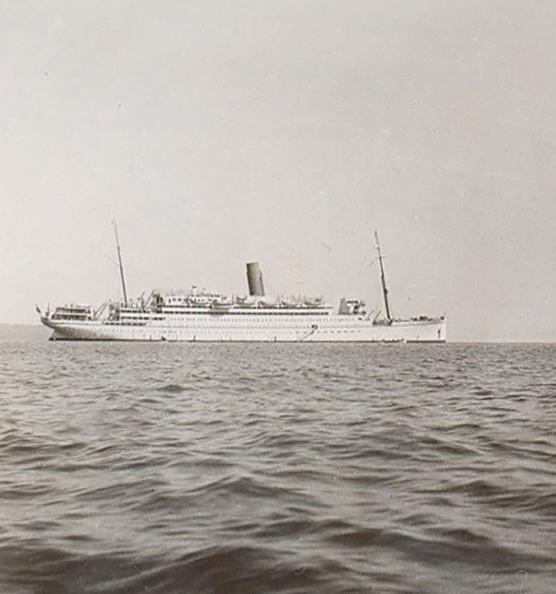 RMS "ATLANTIS" Bio je ratni brod, luksuzni kruzer, bolnica, a prevozio ...