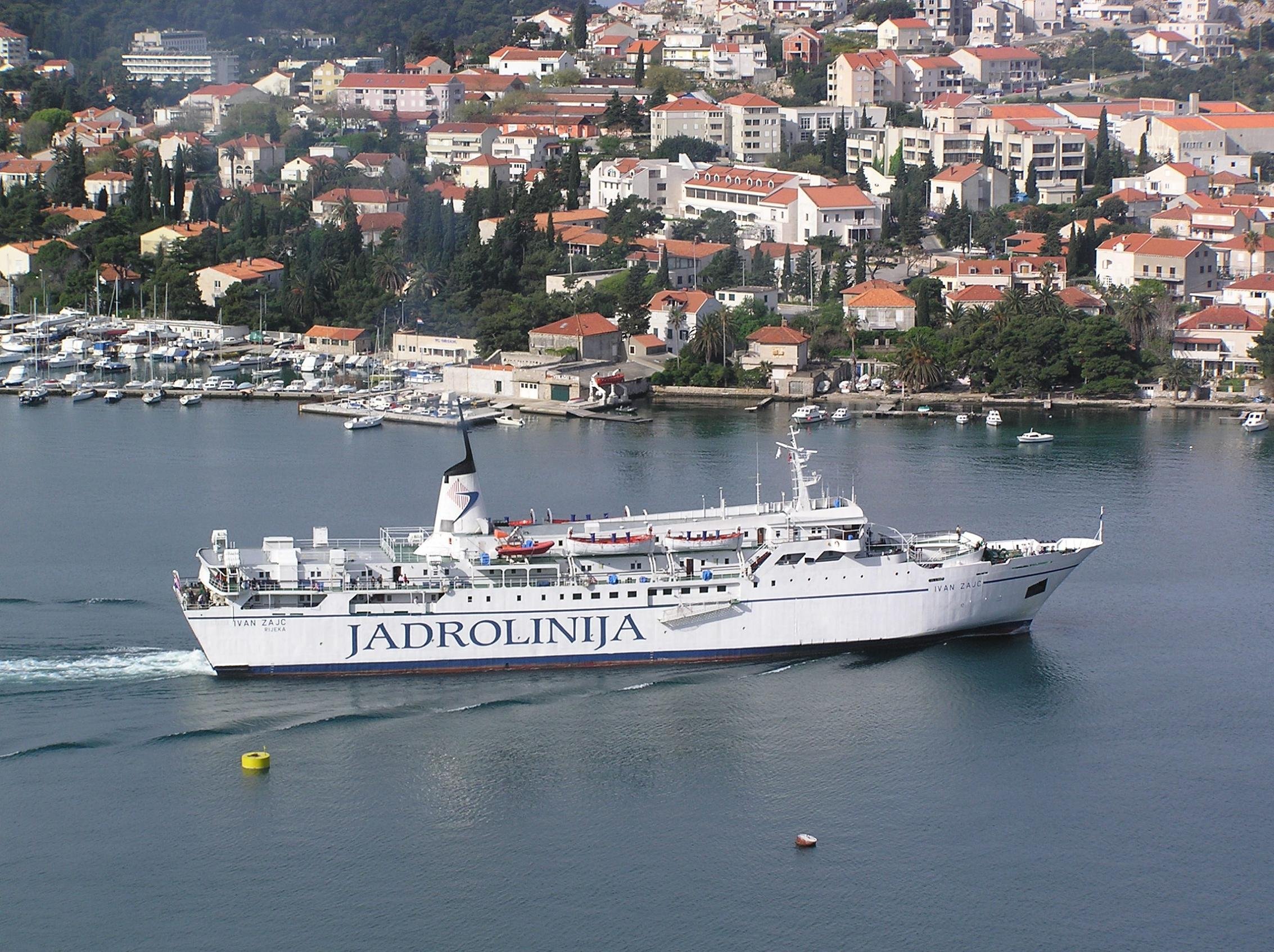 TRAJEKT "IVAN ZAJC" Bio je posljednji brod koji je napustio Dubrovnik ...