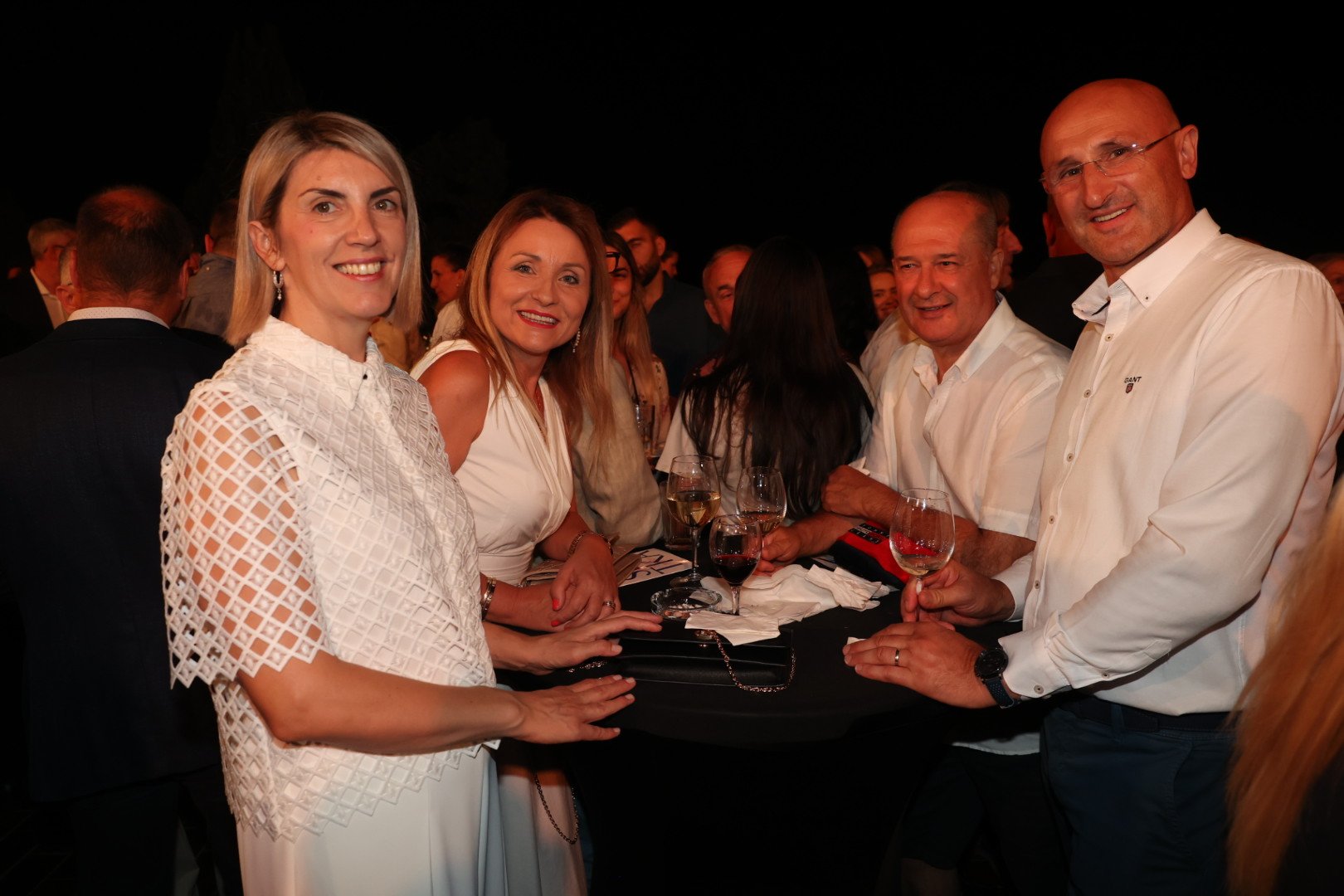 Tradicionalni domjenak na taraci Umjetničke galerije: Pogledajte tko je ...