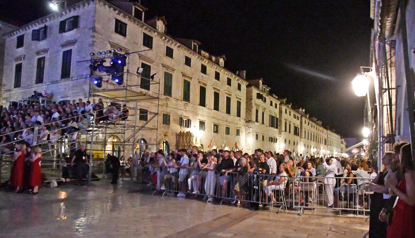 Otvoren glazbeni program Igara: 'Oda Radosti' izazvala oduševljenje ...