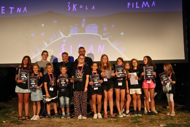 DVA DESETLJEĆA LJUBAVI DJECE, OTOKA I FILMA Završena jubilarna Ljetna ...